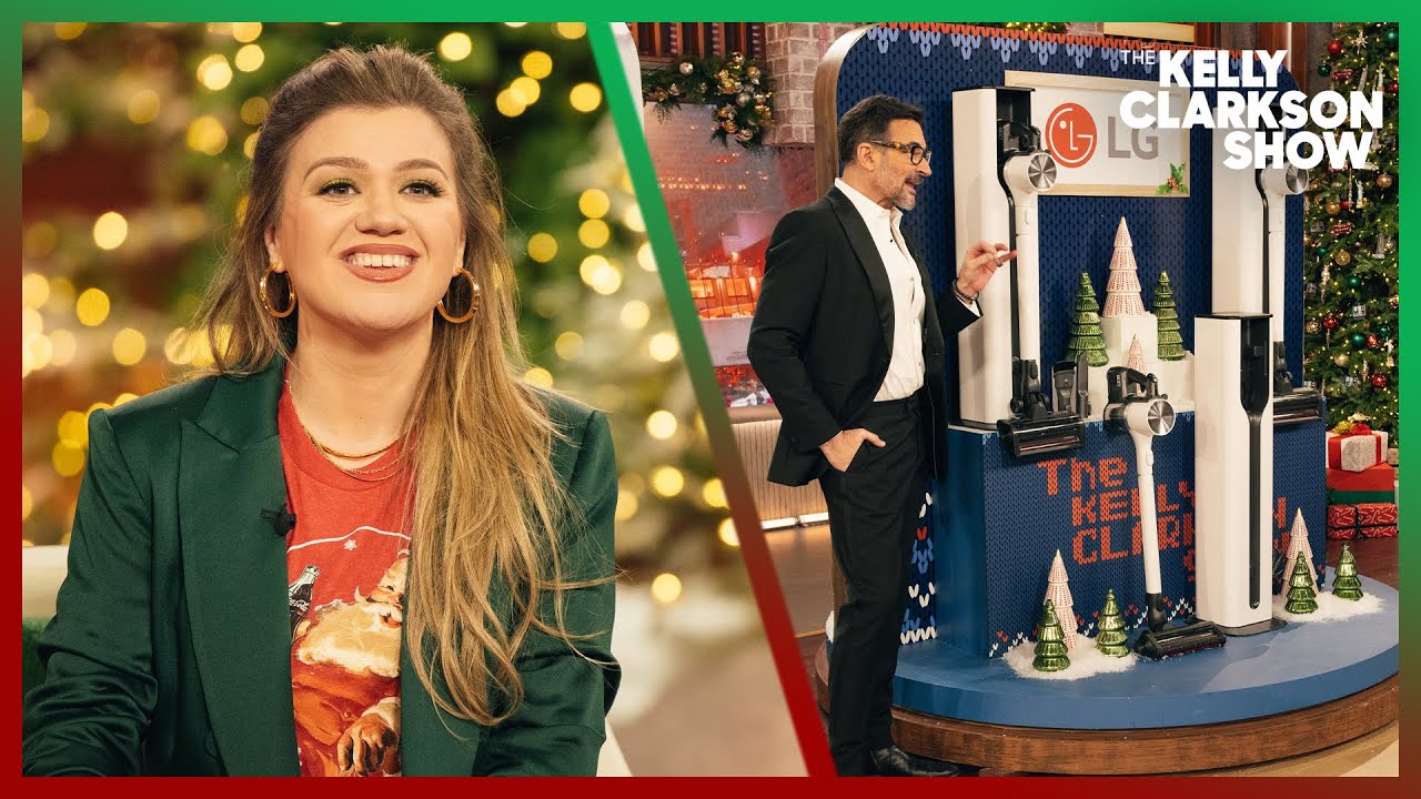 Kelly Clarkson Surprises Audience With Top Helpful Gifts For Christmas! - YouTube