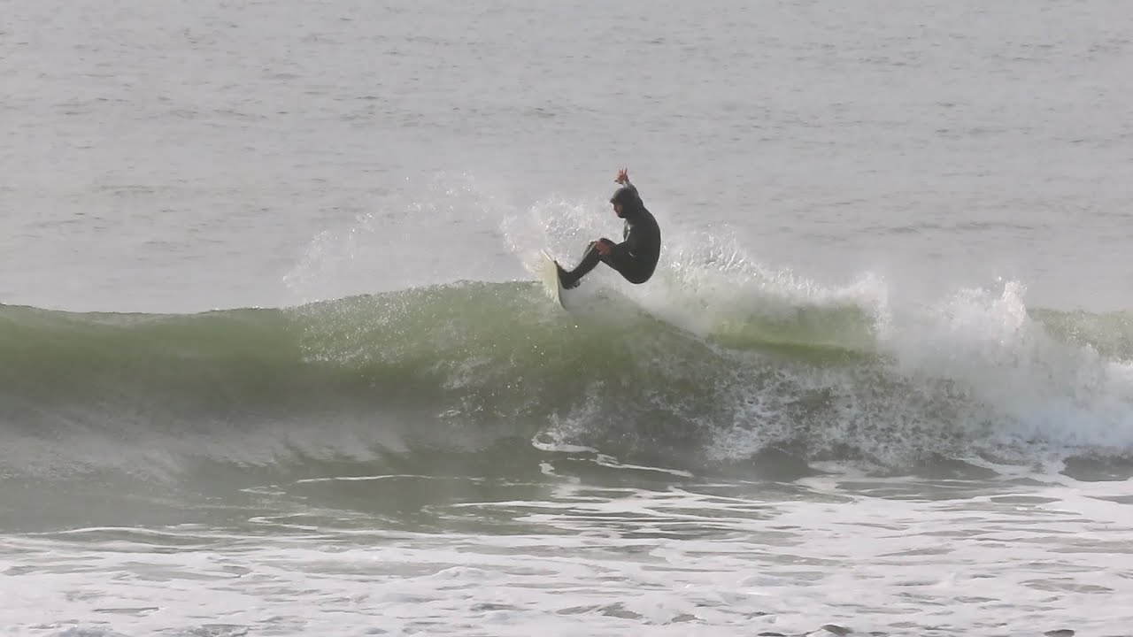 SOLO SURF IN DA PNW! WA STATE SURFING - YouTube