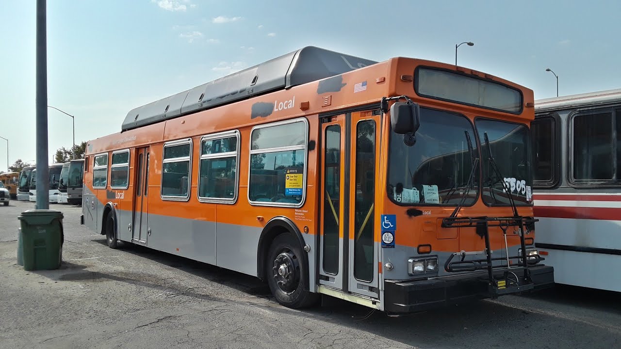 Ex LACMTA 2001 New Flyer C40LF #5505 - YouTube