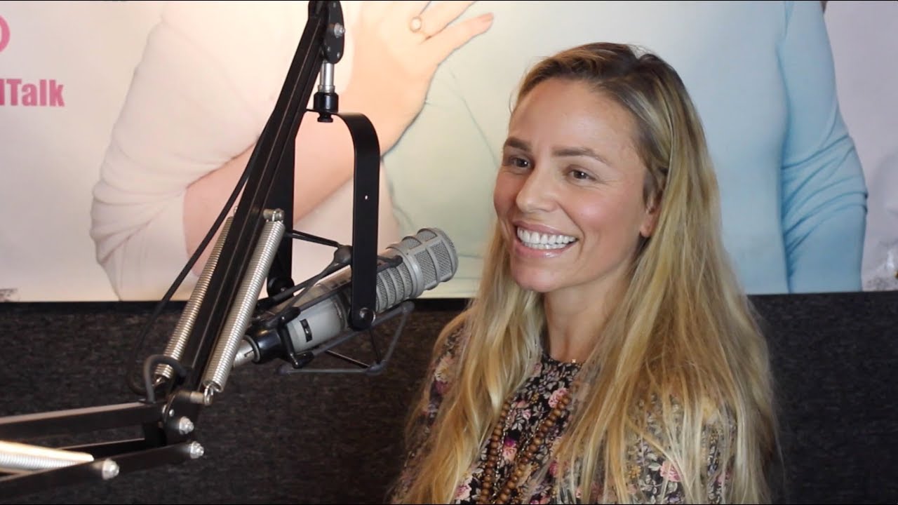 Kyla Fox talks eating disorders & social media - YouTube