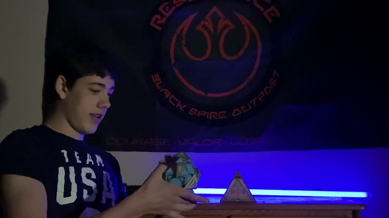 Combining Sith and Jedi Holocrons - YouTube