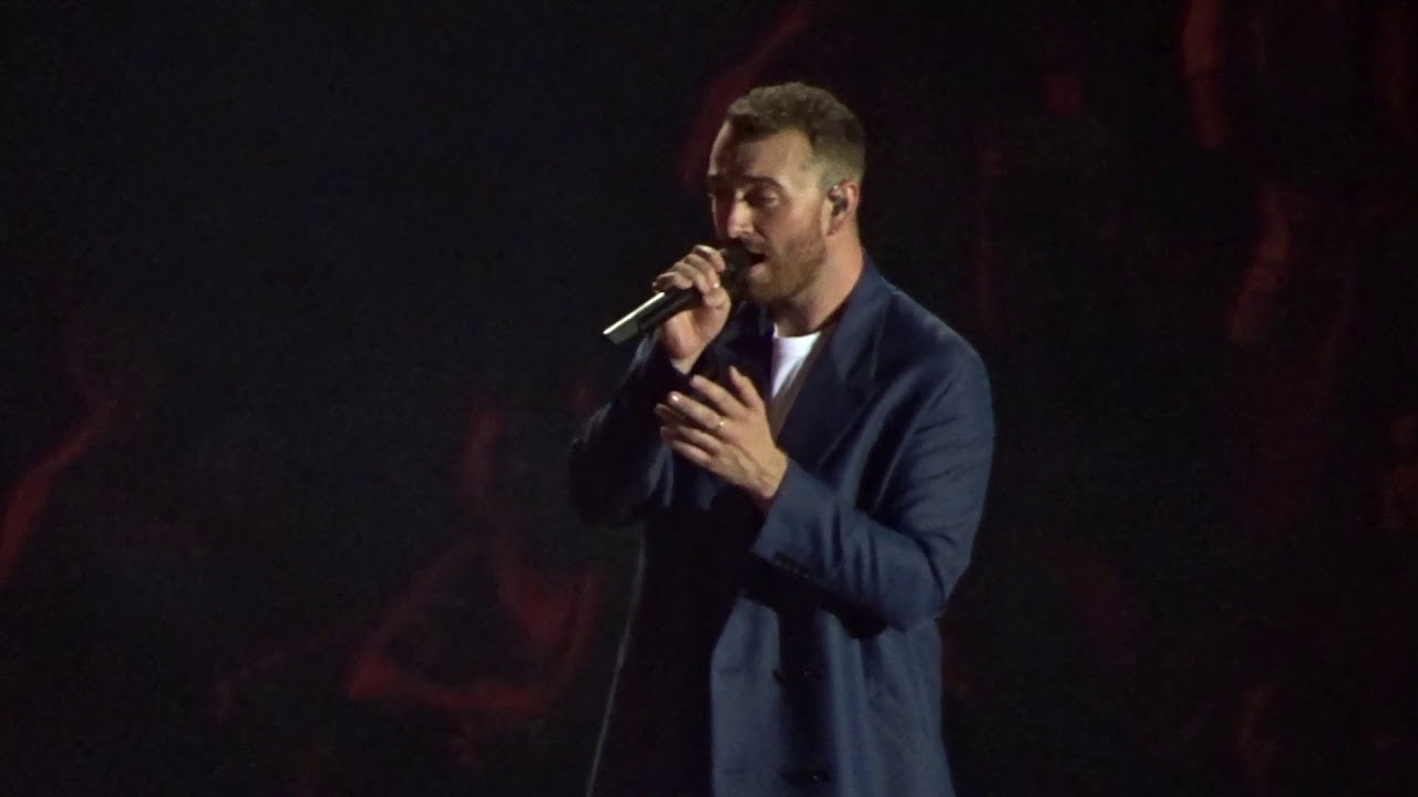 Sam Smith - Palace (Live in Manila 2018) - YouTube