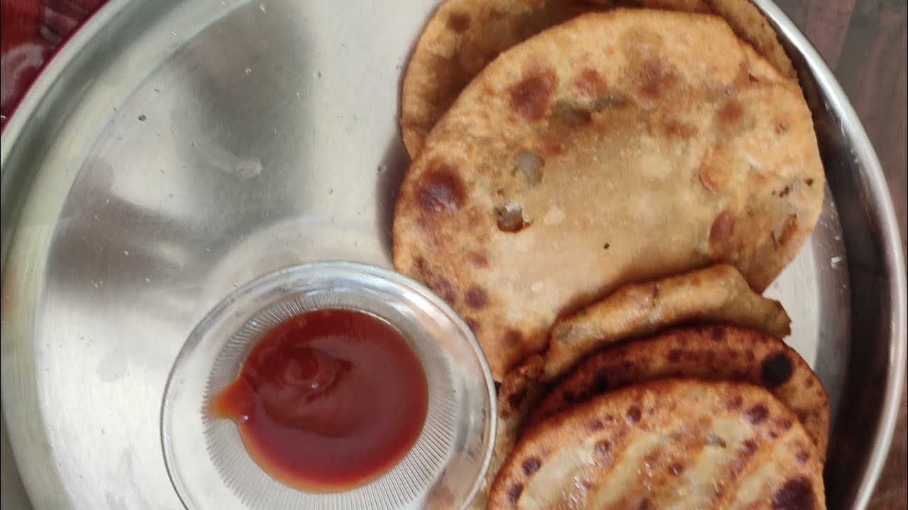 Holi special aloo puri potato Puri very tasty 😋😋😋 - YouTube