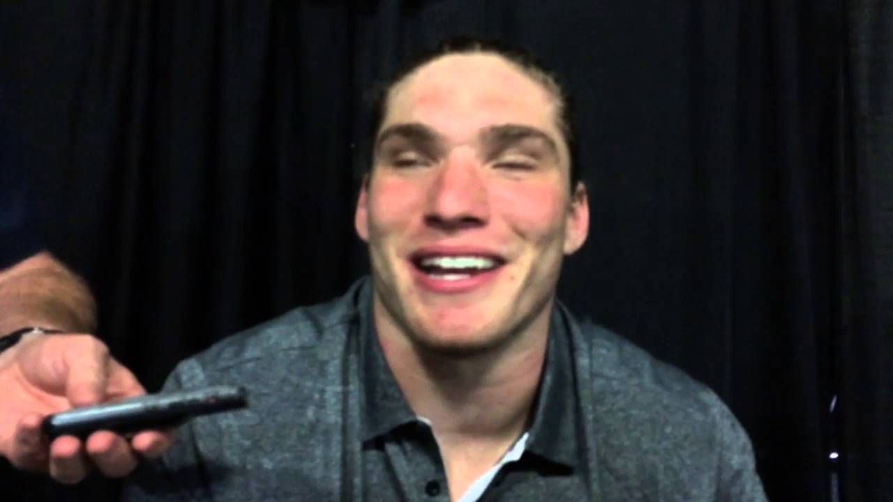 Tennessee TE Alex Ellis discusses career day in Outback Bowl - YouTube