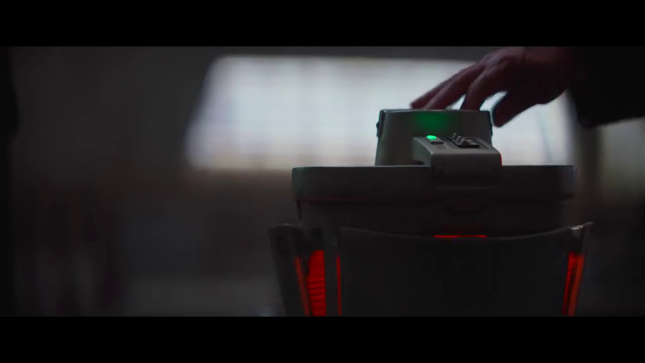 BABY YODA So Emotional Cry Scene Mandalorian 2019 - YouTube