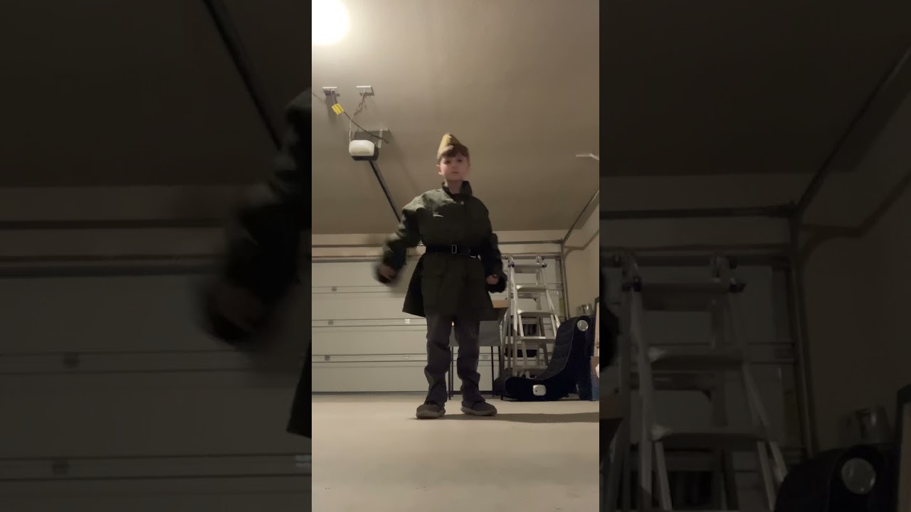 Russian kick dance - YouTube