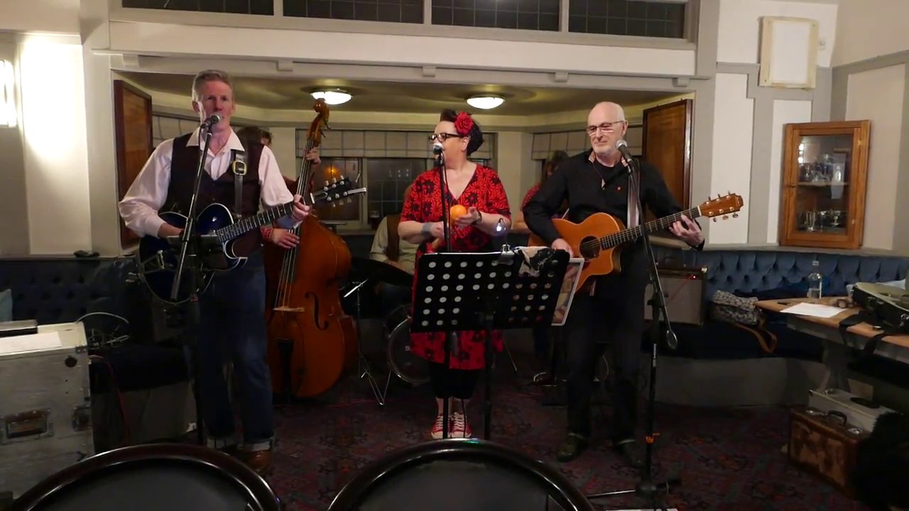 The Barflies @ The Grange and Links 02 video 24 03 2017 - YouTube