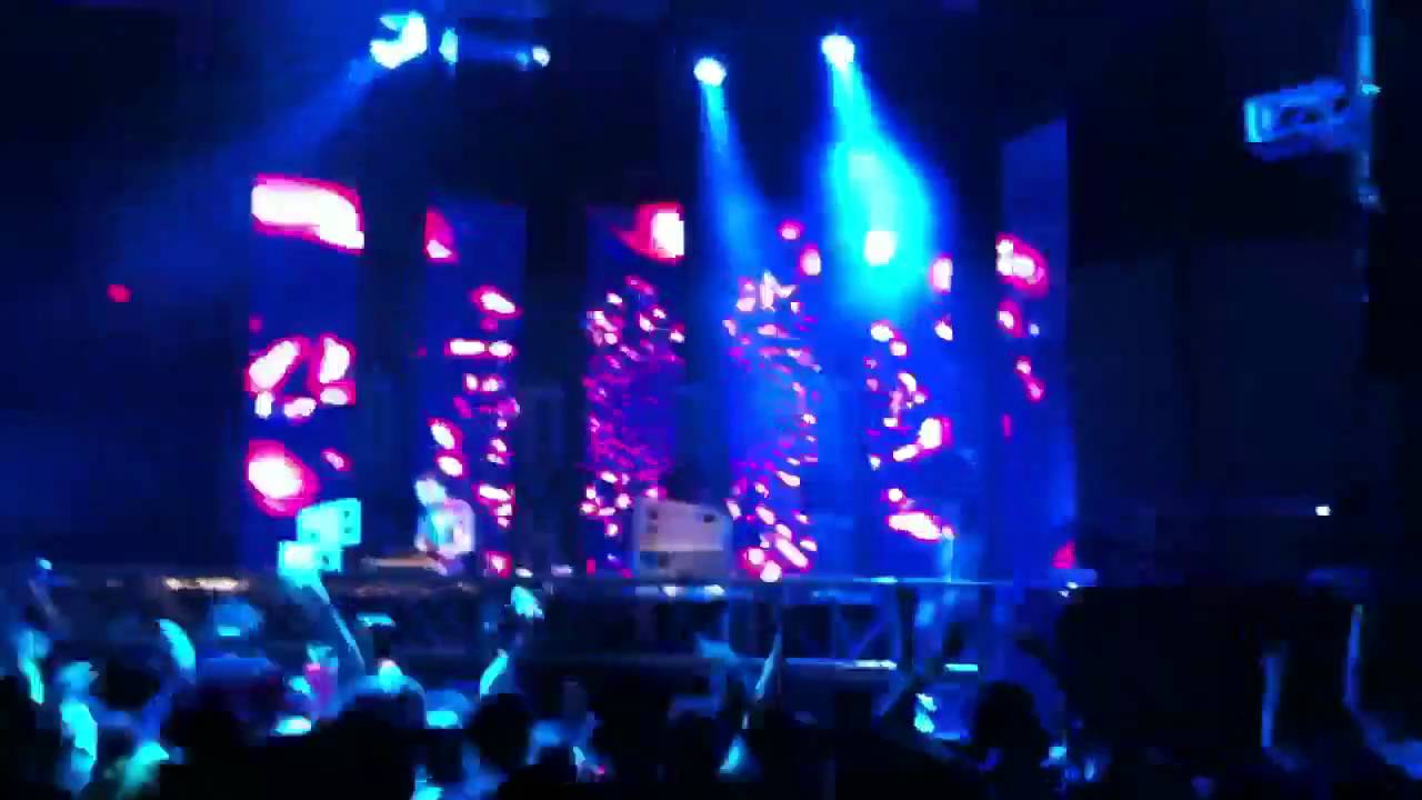 Afrojack Live - Replica (Unreleased) - YouTube