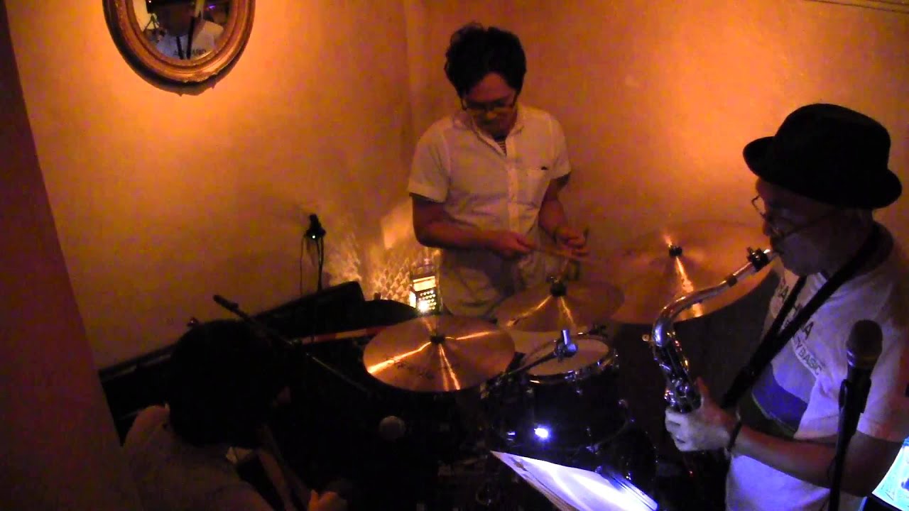 Rhythm-a-Ning - Thelonious Monk - 一坪トリオ - YouTube
