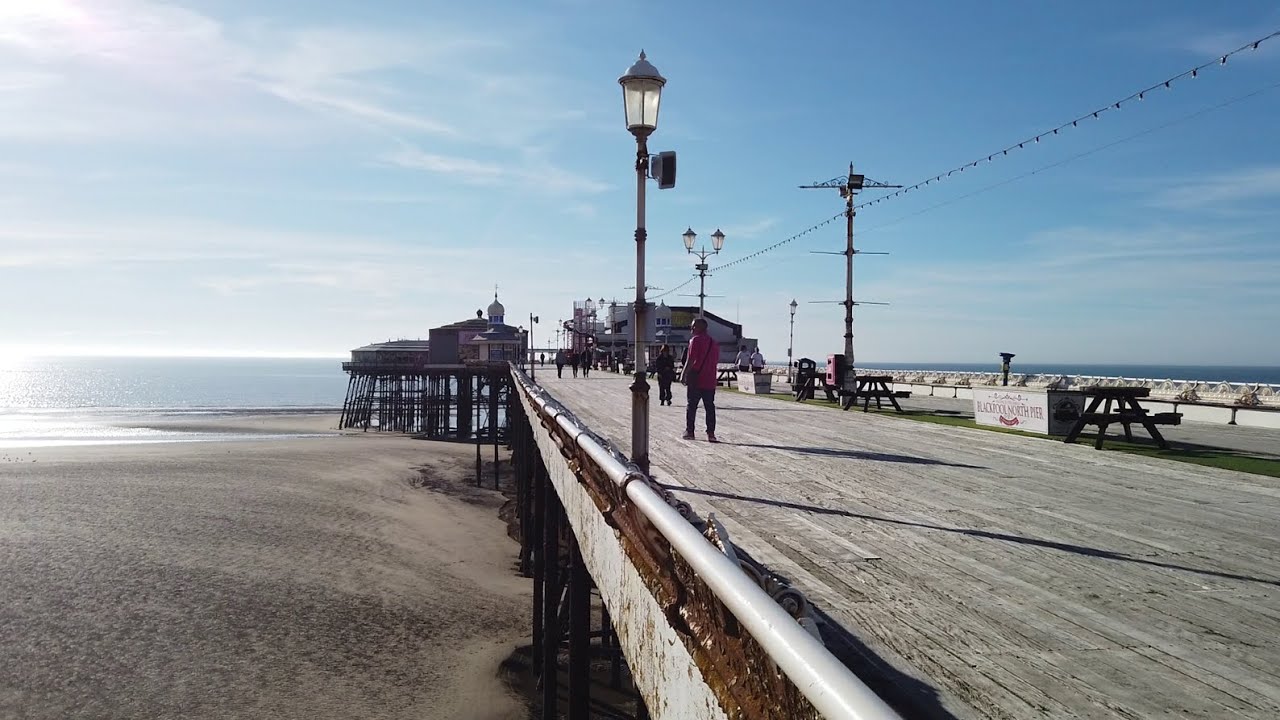 monday in sunny blackpool ,great weather, and great views, lets have a ...
