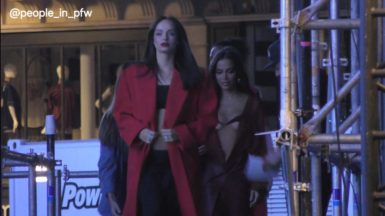 Luma Grothe (pregnant) walks the runway for the L'Oréal Paris fashion ...
