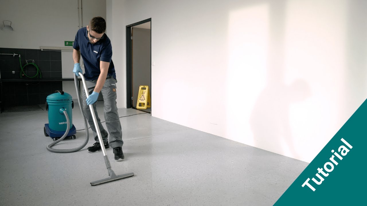 Video tutorial I Wet vacuuming I Here’s how it works - YouTube