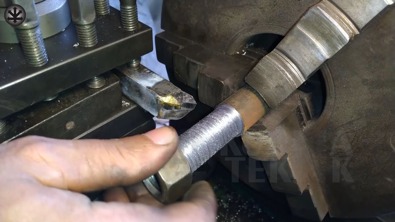 BUBUT CEPAT DRAT BAUT ULIR SEKRUP | MAKE SCREW IN LATHE MACHINE ...