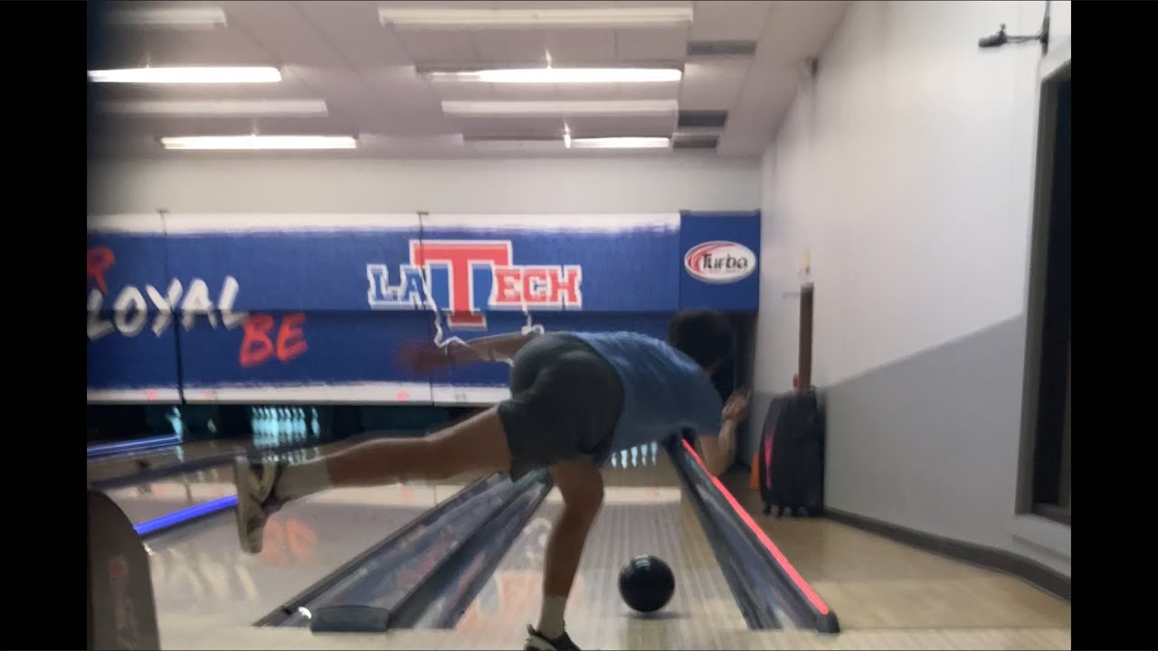 a bowling session with rush - YouTube