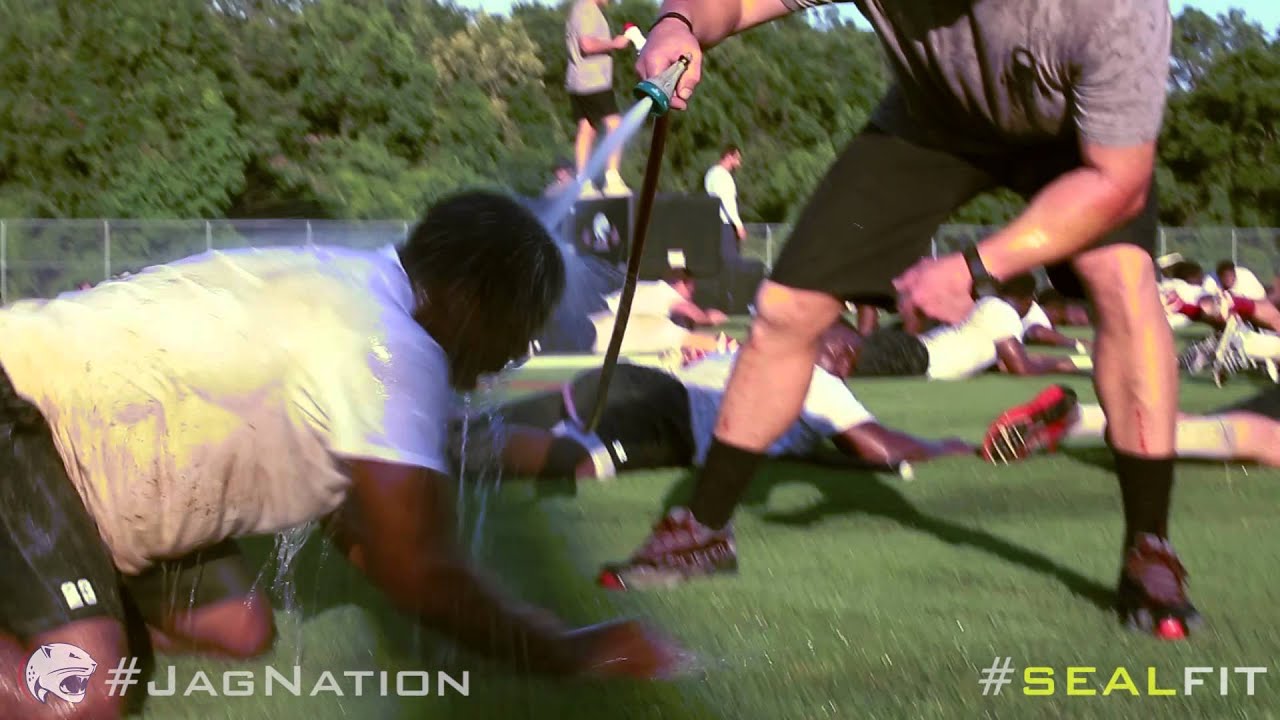 2014 South Alabama Football SEALFit Training - YouTube