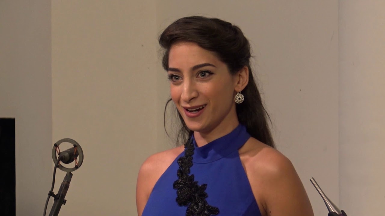 Berlioz 1. Villanelle - YouTube