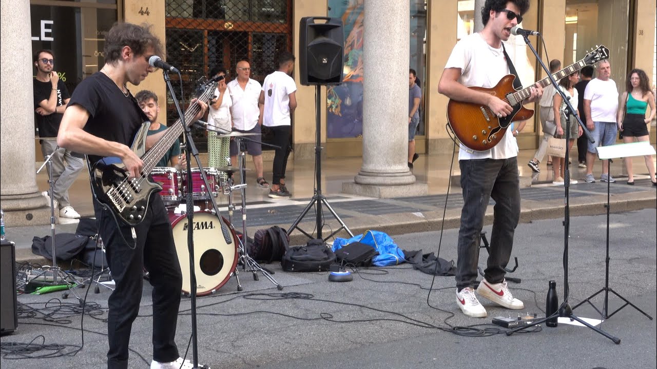 Street Music of Turin, Italy. Great Performers, Sound and Voices - YouTube