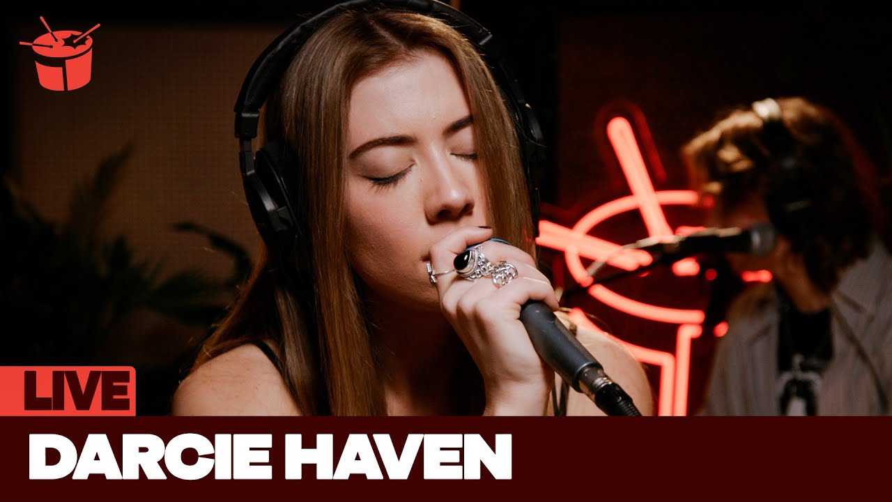 Darcie Haven - 'Hounds' live at triple j - YouTube