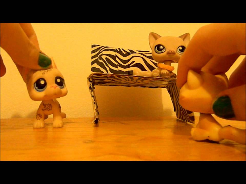 A LPS Short: The bus stop - YouTube