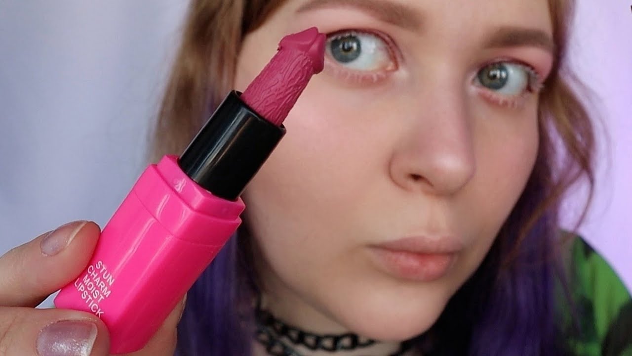 ASMR 💄 FAST MAKEUP in 2 minutes FOR THE MOST BEAUTIFUL GIRL 👸 - YouTube