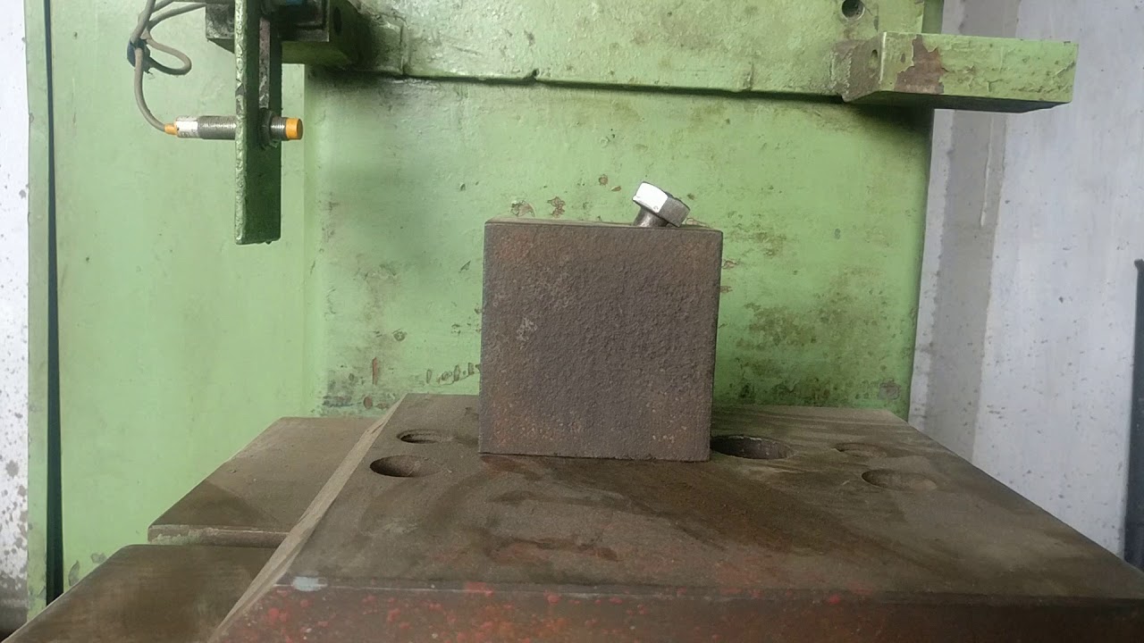 Head Soundness Test - YouTube