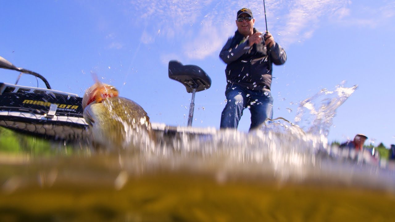 Slow Down to SMOKE THE BASS! - Dave Mercer's Facts of Fishing THE SHOW ...