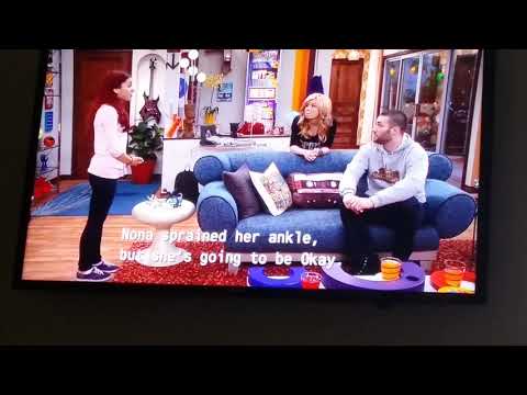 Sam and Cat(Nona sparined her ankle)