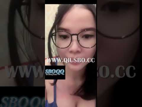 Bigo Hot Live Cewek Cantik Sedang Bergoyang