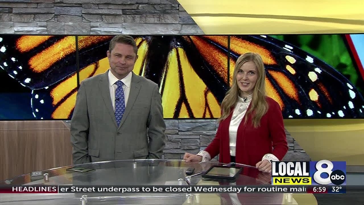 Holiday Decorations Jeff Roper Emma Benson Dylan Carder Morning 12-8-21 ...
