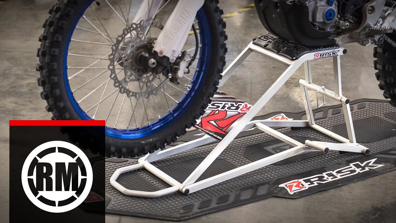 Risk Racing RR1 Ride-On Dirt Bike Lift Stand - YouTube