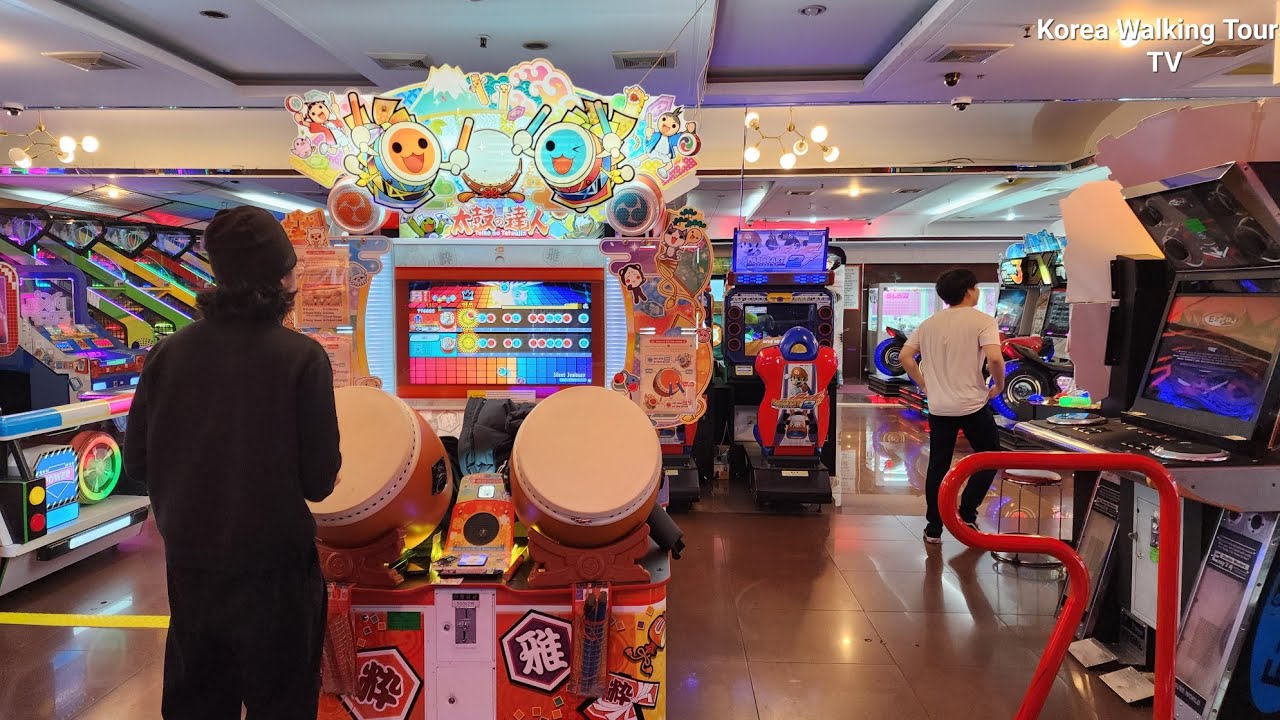 Korean Arcade | Busan South Korea - YouTube
