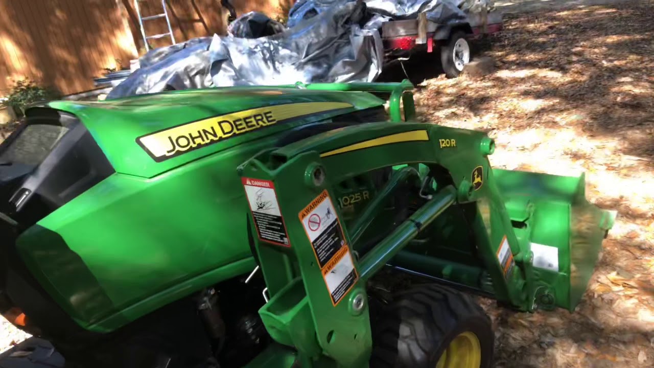 How to Remove a John Deere 260B Backhoe - YouTube