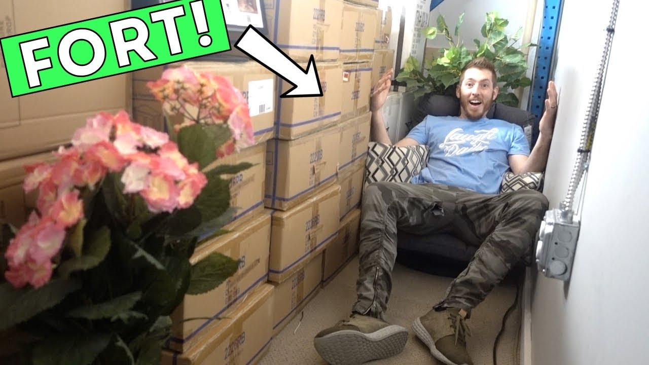 LUXURY RAFTERS FORT! - YouTube