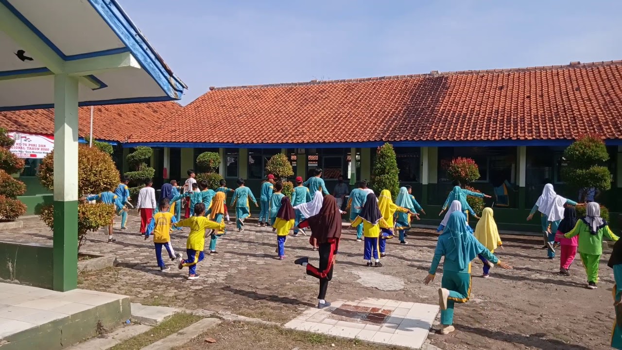 Senam sehat SD ciawilor bagian 2 - YouTube