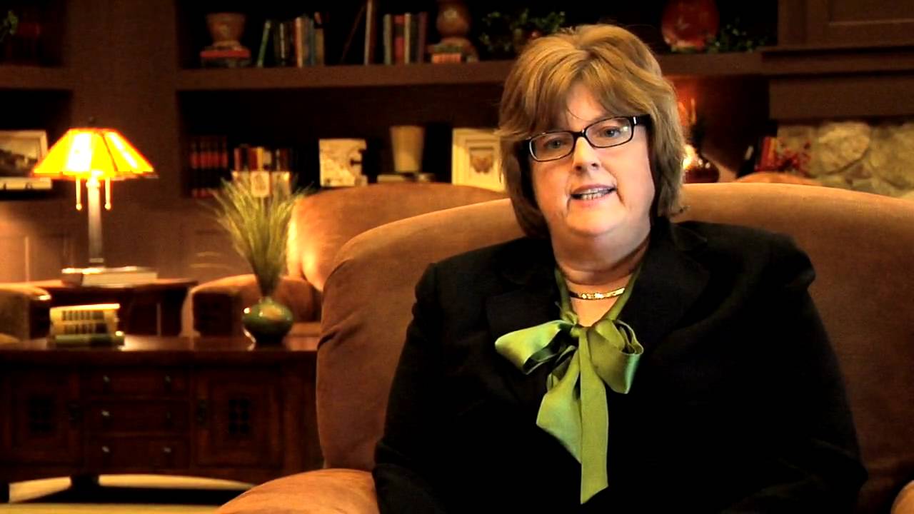 Sarah Lee-Ellena Interview - YouTube