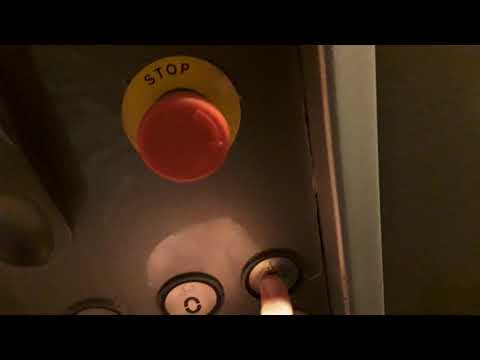 wierd innerdoorles lift (POSSIBLY FULL CAB PLATFORM LIFT) @ DE YACHT
