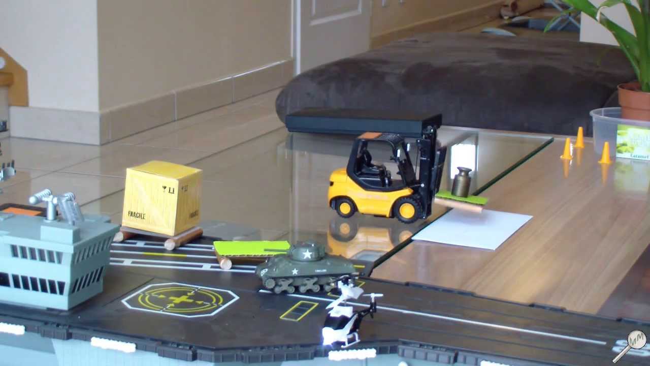 Chariot élévateur RC ForkLift B039 - Présentation chargement porte ...