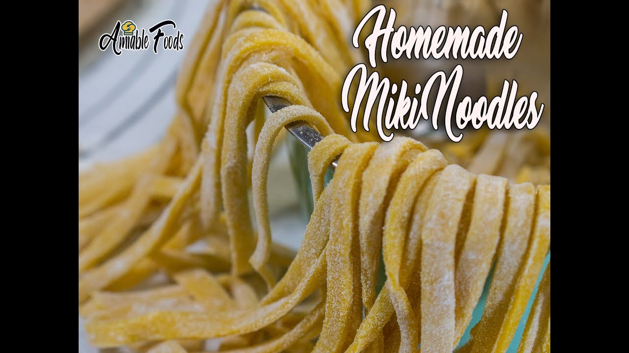 Homemade Miki Noodles / Egg Noodle - YouTube