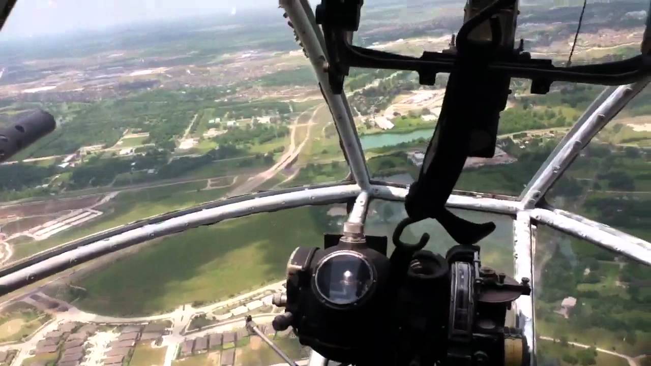B-17 Chin Turret - YouTube