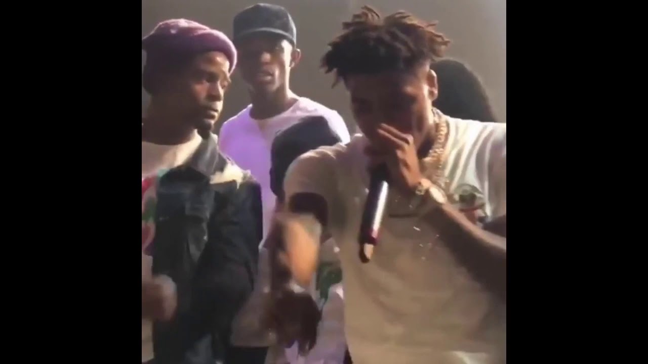 Da baby full fight in the mall - YouTube