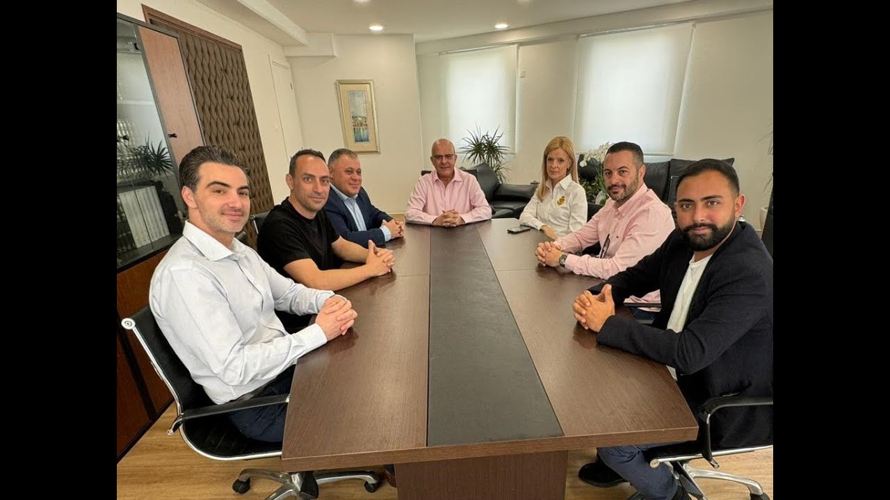 ΣΥΝΑΝΤΗΣΗ ΜΑΡΙΟΥ ΚΑΡΟΓΙΑΝ ΜΕ ΥΠΟΨΗΦΙΟΥΣ ΕΥΡΩΒΟΥΛΕΥΤΕΣ ΤΗΣ ΔΗΠΑ - YouTube