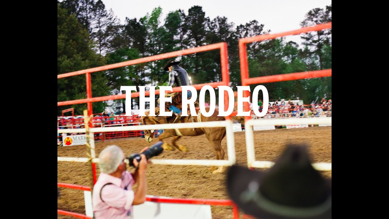 SHORT: WELCOME TO THE RODEO ON MEDIUM FORMAT FILM. - YouTube