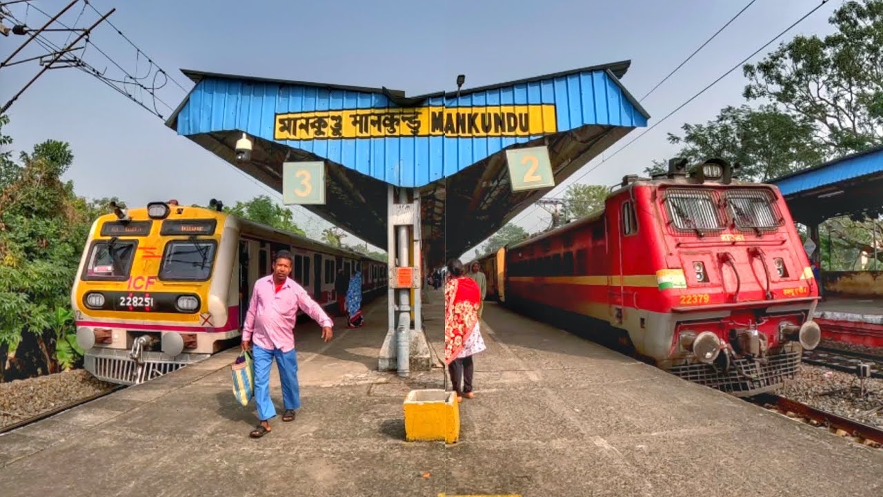 EMU local vs Express train Super duper parallel crossing! - YouTube
