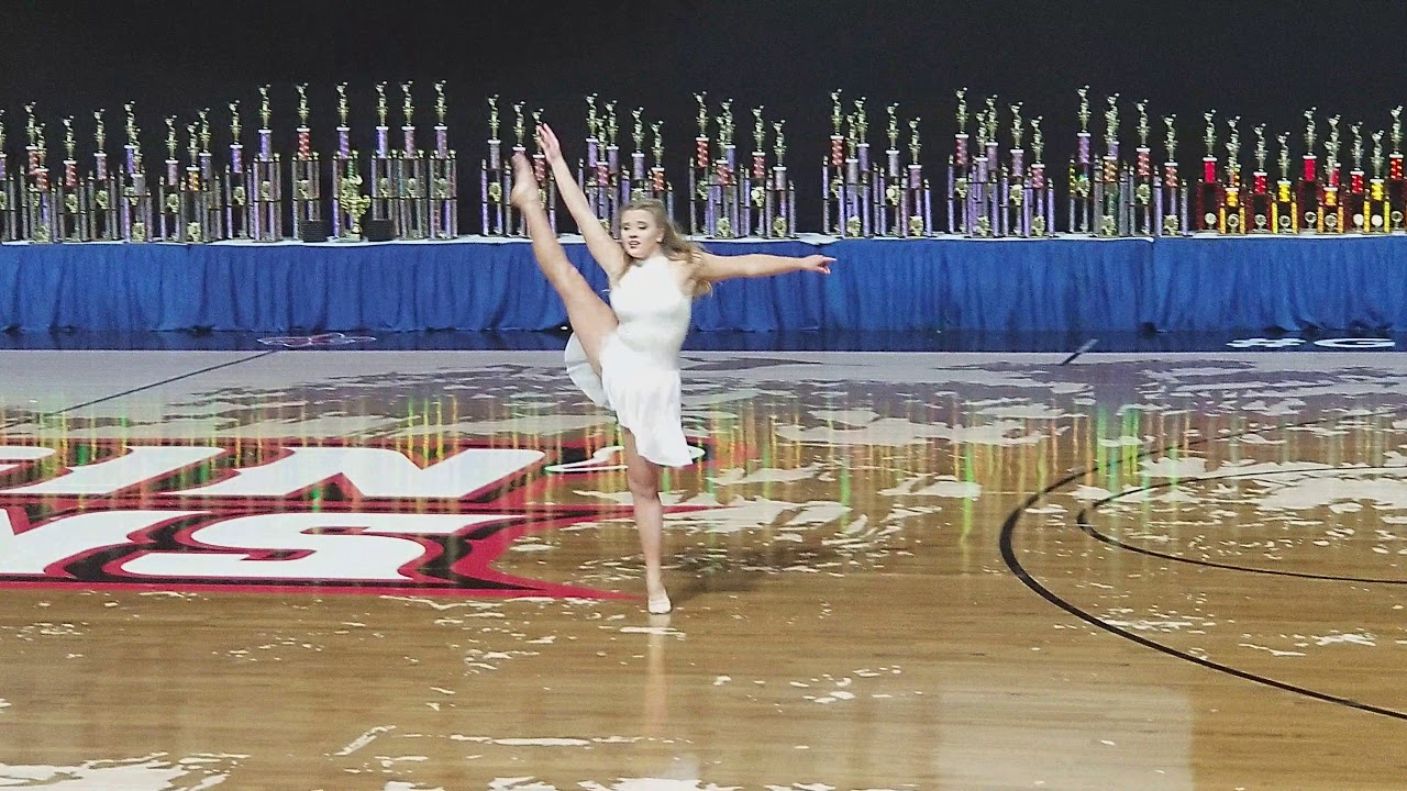 Dominican Debs - Maddie McGovern Solo 2018 - Paradise - YouTube