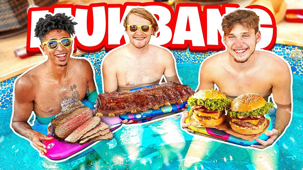 Hot Tub BARBEQUE MUKBANG w/ Kris and Jesser! Tub Sesh - YouTube
