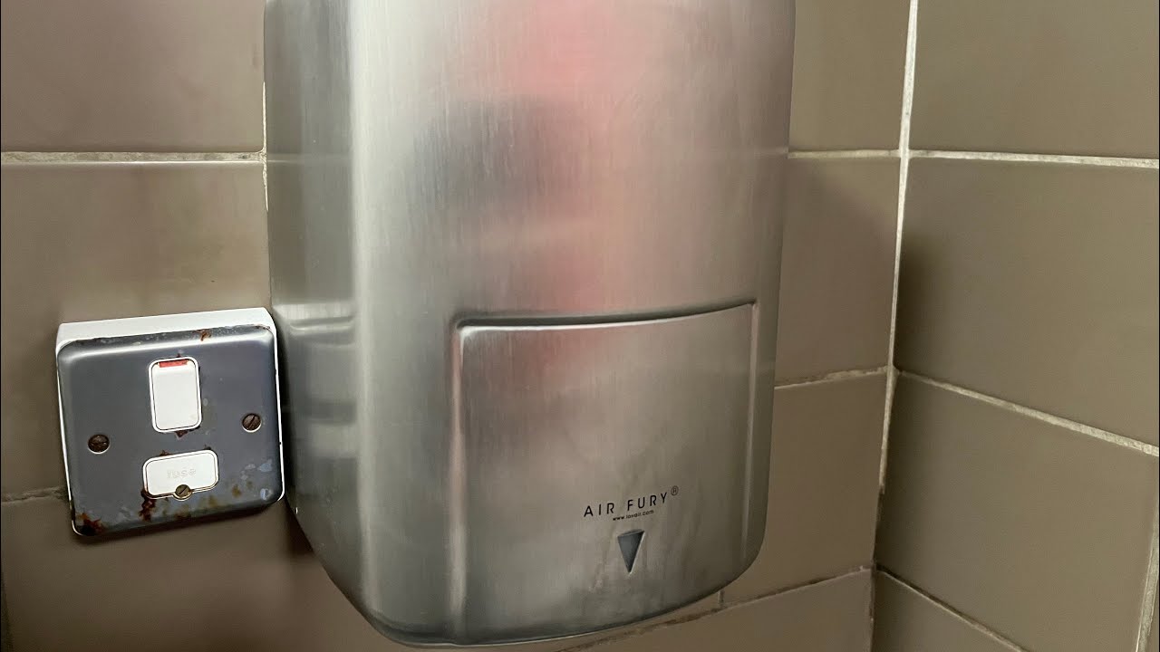 HOKWANG HK-JA05 (Airfury C1) Hand Dryer at Costa, Scotch St, Carlisle 🚻 ...