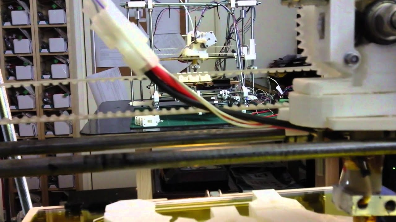 Reprap 3D Printers in Action HD - YouTube