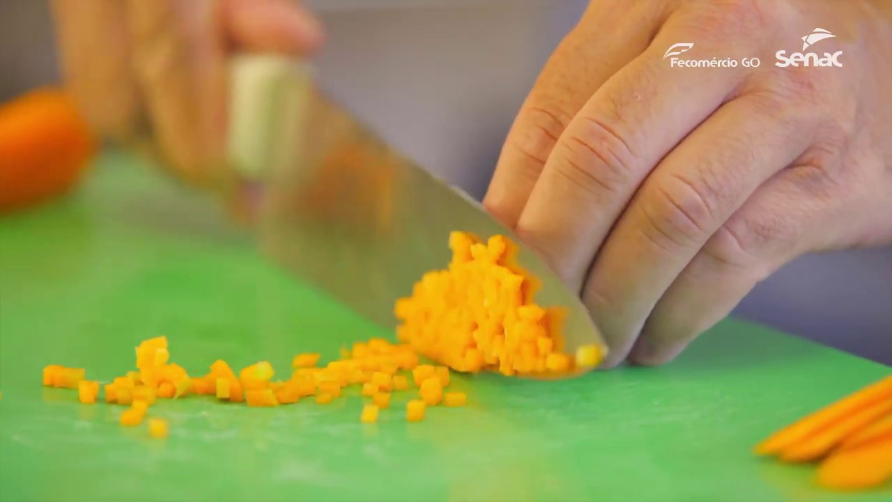 Técnicas de cortes: brunoise - Escola de Gastronomia do Senac Goiás ...