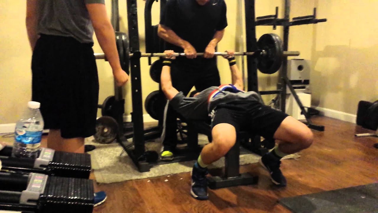 Highschool Freshman Power Lifting Meet - Bench - YouTube