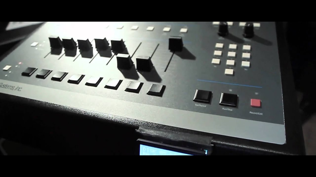 The first sd card reader on EMU sp 1200 ONE MPC 2 dj's - YouTube